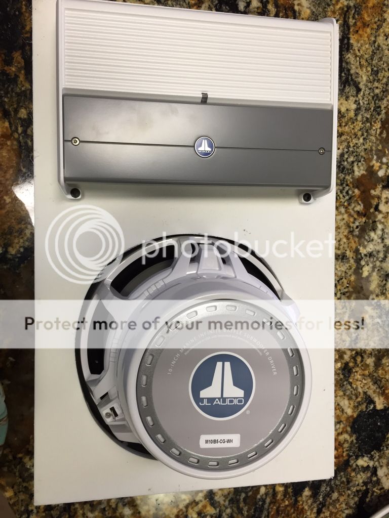 Mounting sub and amp | Club Sea Ray